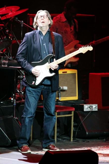Buon compleanno, mr. Clapton. Il signore del rock compie 70 anni - la ...