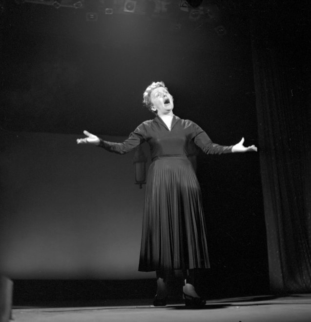 Una voce attraversa "La vie en rose": cento anni di Edith Piaf - la ...