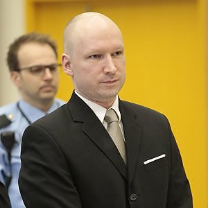 Ingar Johnsrud: "Il saluto nazista di Breivik sfida i valori dell ...