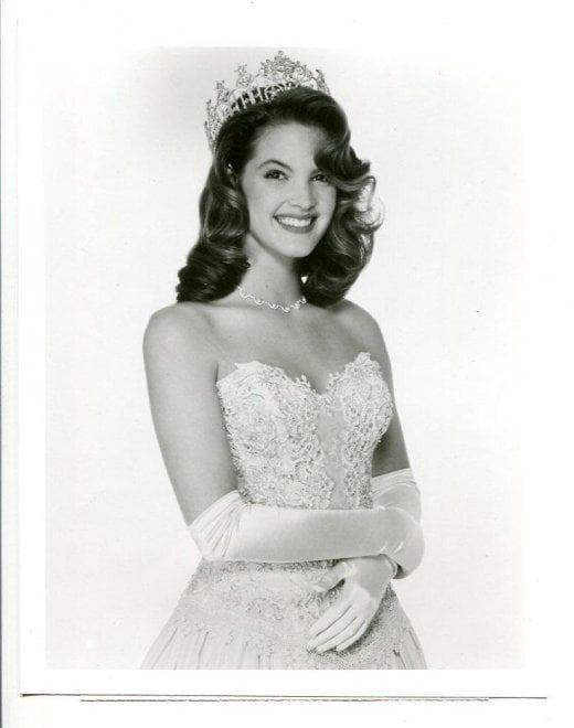 Miss Teen Usa, addio alla prova in costume da bagno: ecco le tutte le ...