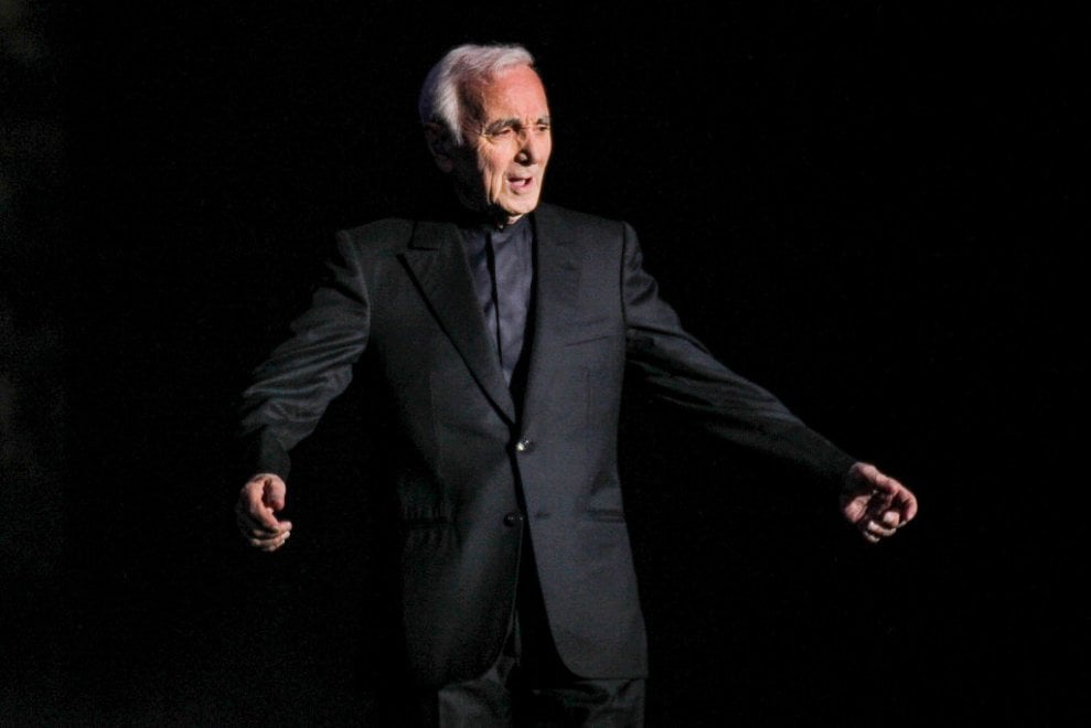 Charles Aznavour, i 70 anni di carriera si celebrano live a Verona - la ...