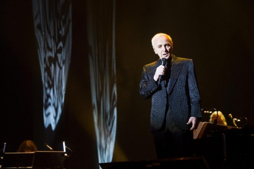 Charles Aznavour, i 70 anni di carriera si celebrano live a Verona - la ...