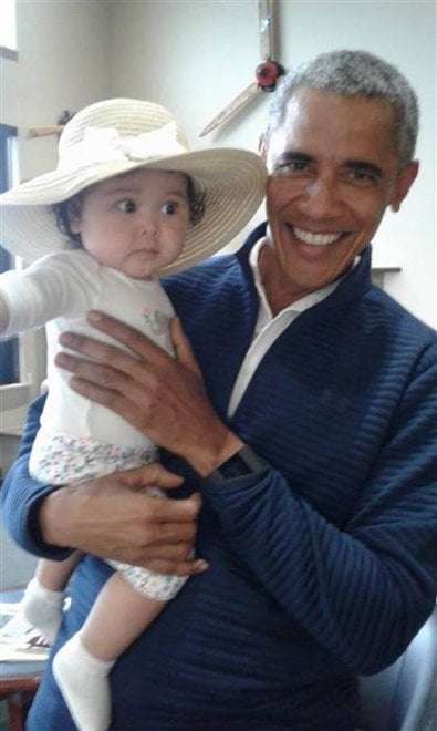 Alaska, sorpresa in aeroporto: "Oh mio Dio, è Obama". Il sefie della ...