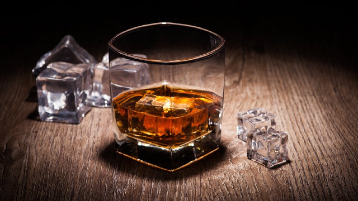 I mille volti (e i tanti segreti) del Rum, il liquore dei re e dei ...