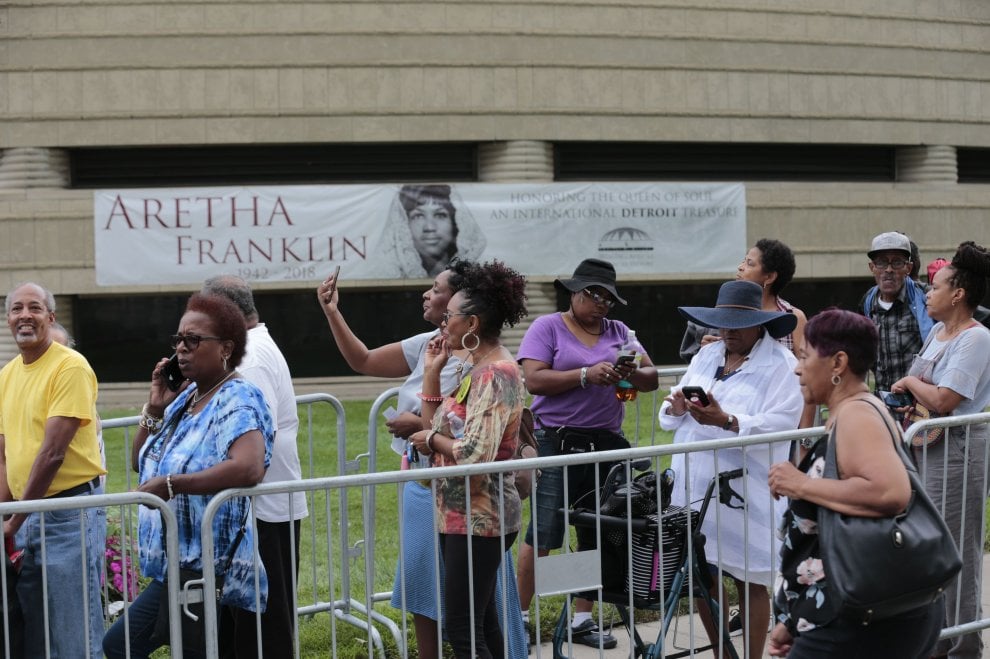 Aretha Franklin, la camera ardente al museo di storia afroamericana a ...