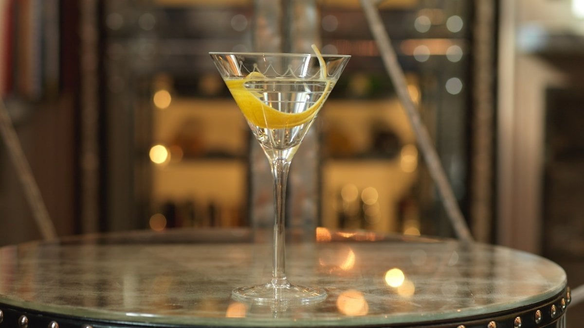 Il barman (italiano) del miglior cocktail bar d'Europa: "I drink? Un ...