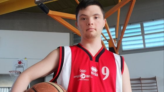 Alessio, dal calcio al basket con un sogno nel cuore: "Diventerò un ...