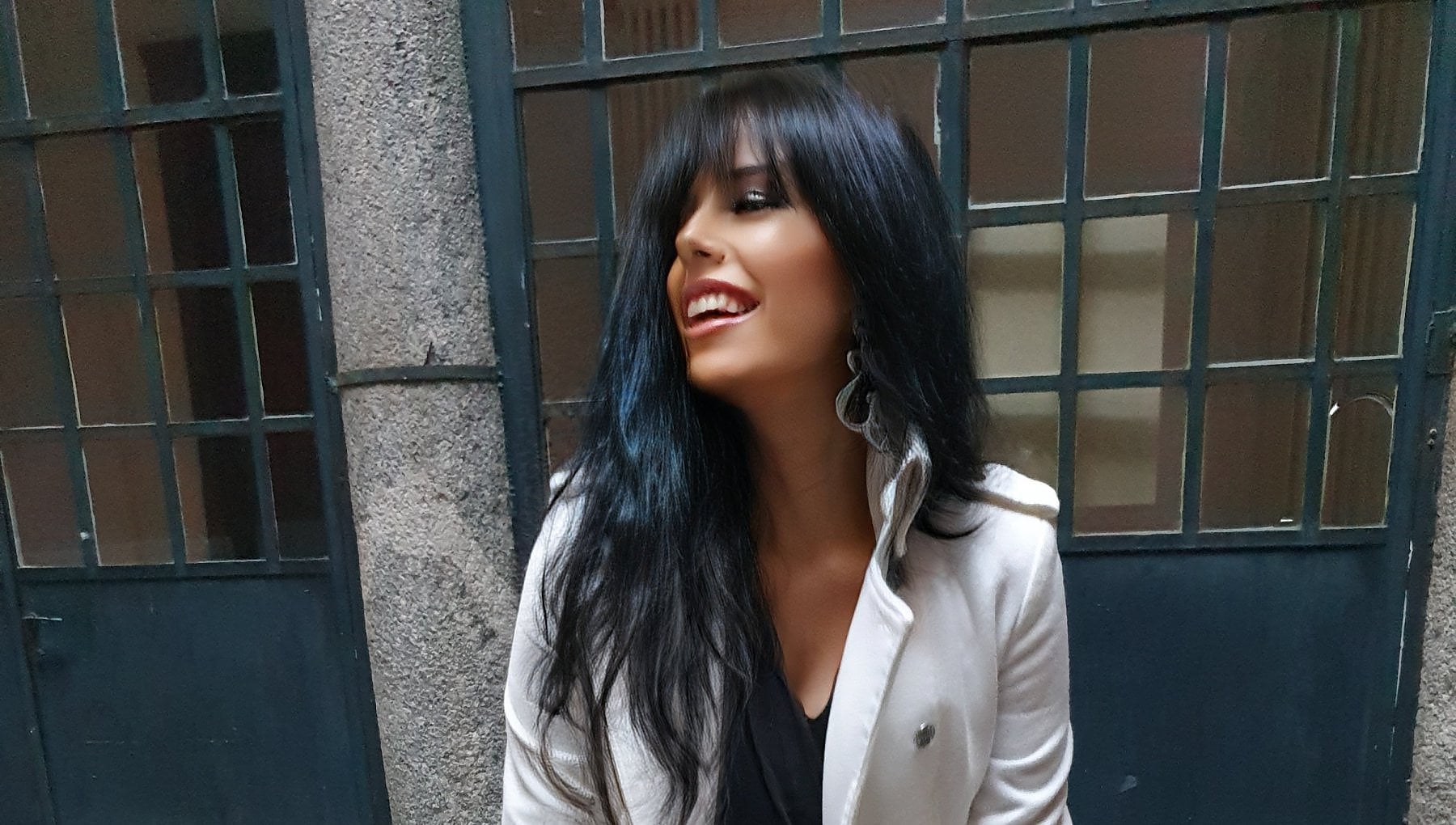 Viola, una voce da Marte: "Tutto è nato tra i bauli del backstage" - la ...
