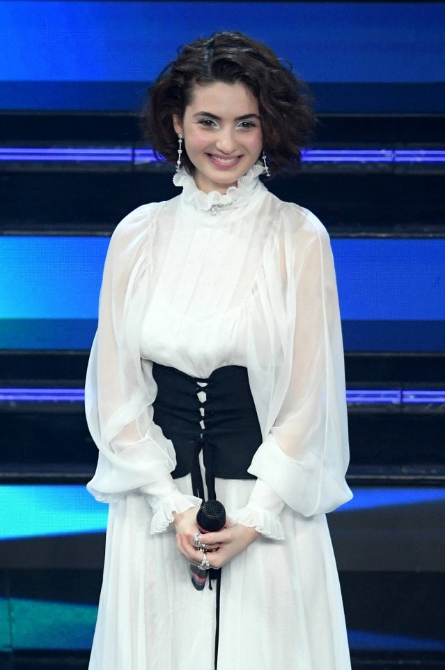 Sanremo 2021, da Ibra a Madame la fiera del bianco sul palco dell ...