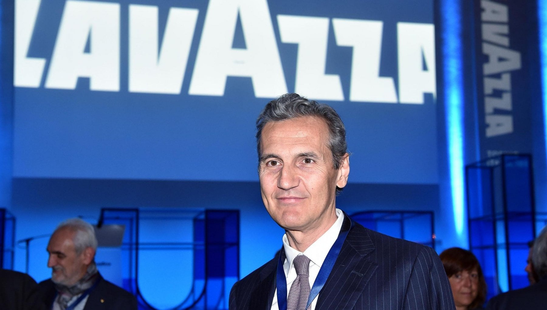 Lavazza, effetto Covid sui conti: utile in calo nel 2020 - la Repubblica