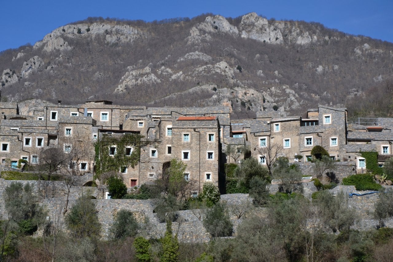 Colletta di Castelbianco, le immagini del borgo ligure - la Repubblica
