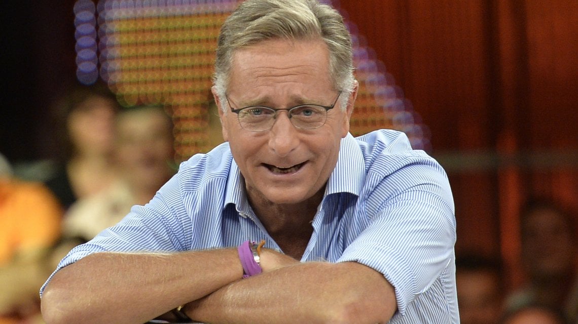 Paolo Bonolis, 60 anni con allegria. Ritratto dello showman in dieci ...