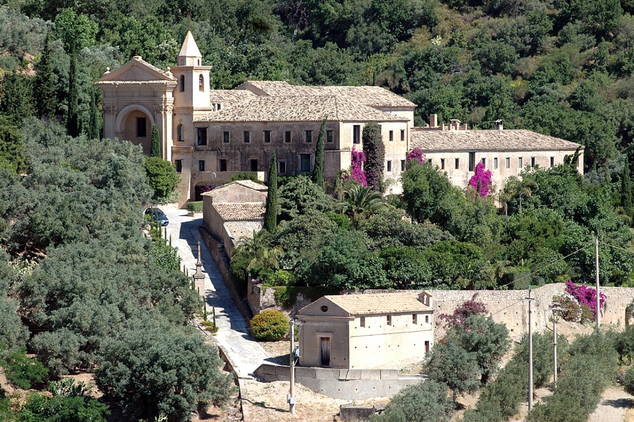 Badolato: le immagini del borgo calabrese - la Repubblica