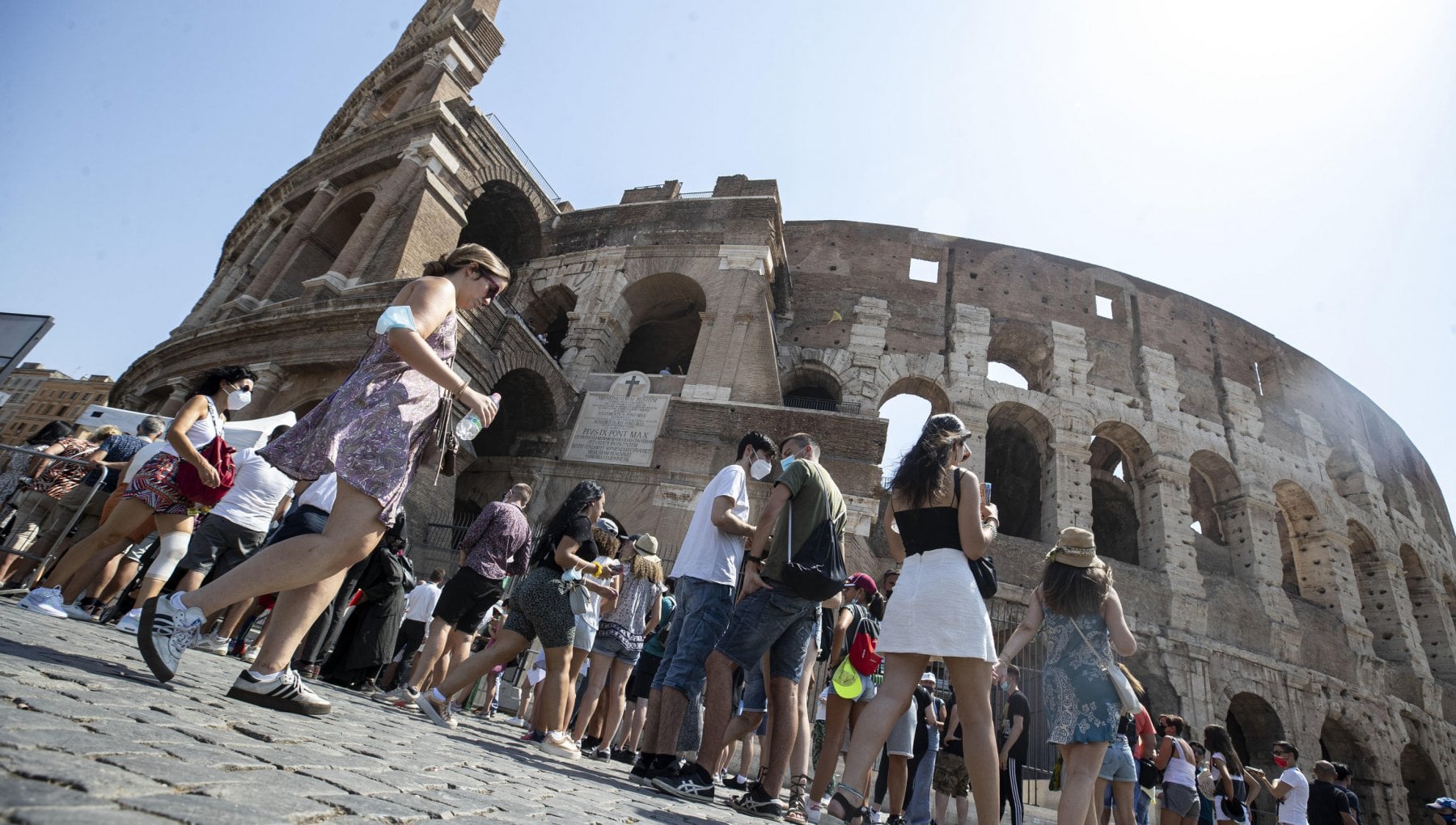 In estate 35 milioni di pernotti da turisti stranieri: meglio che nel ...