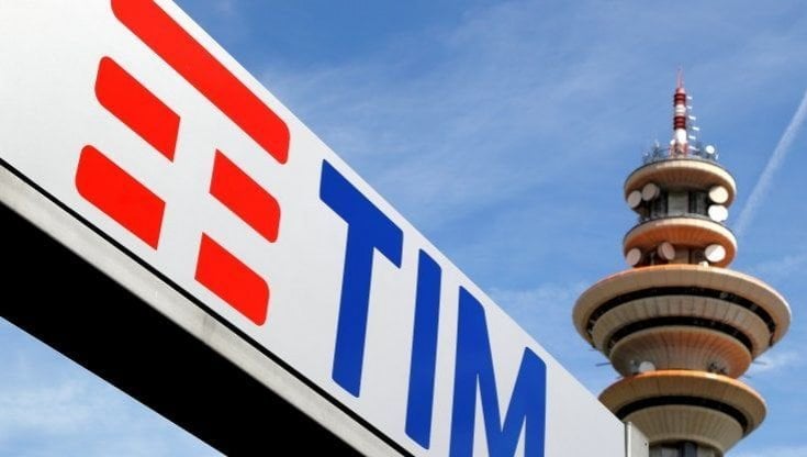 Anche Tim ha la sua banca: l'alleanza con Santander per proporre ...