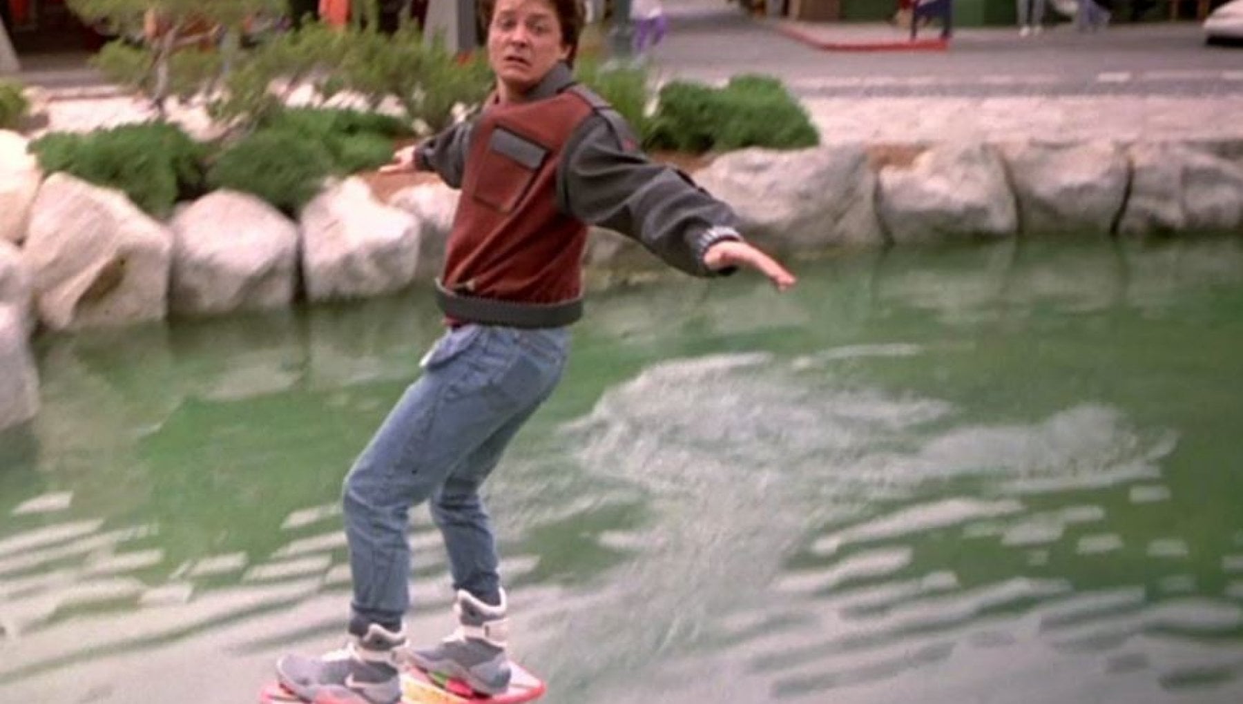 Dallo skate di 'Ritorno al futuro' al pallone di 'Cast Away': l'asta ...