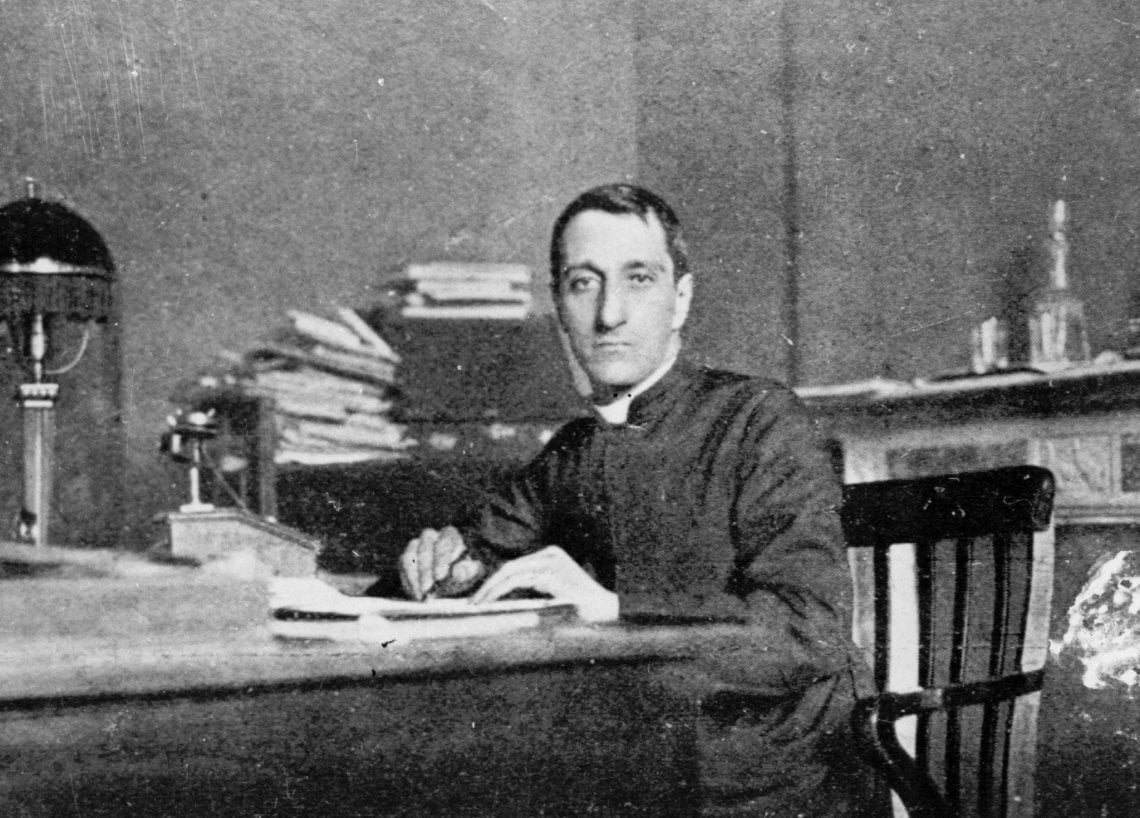 Cronache della Marcia su Roma, settembre 1922. Il Duce rispose: "È la ...