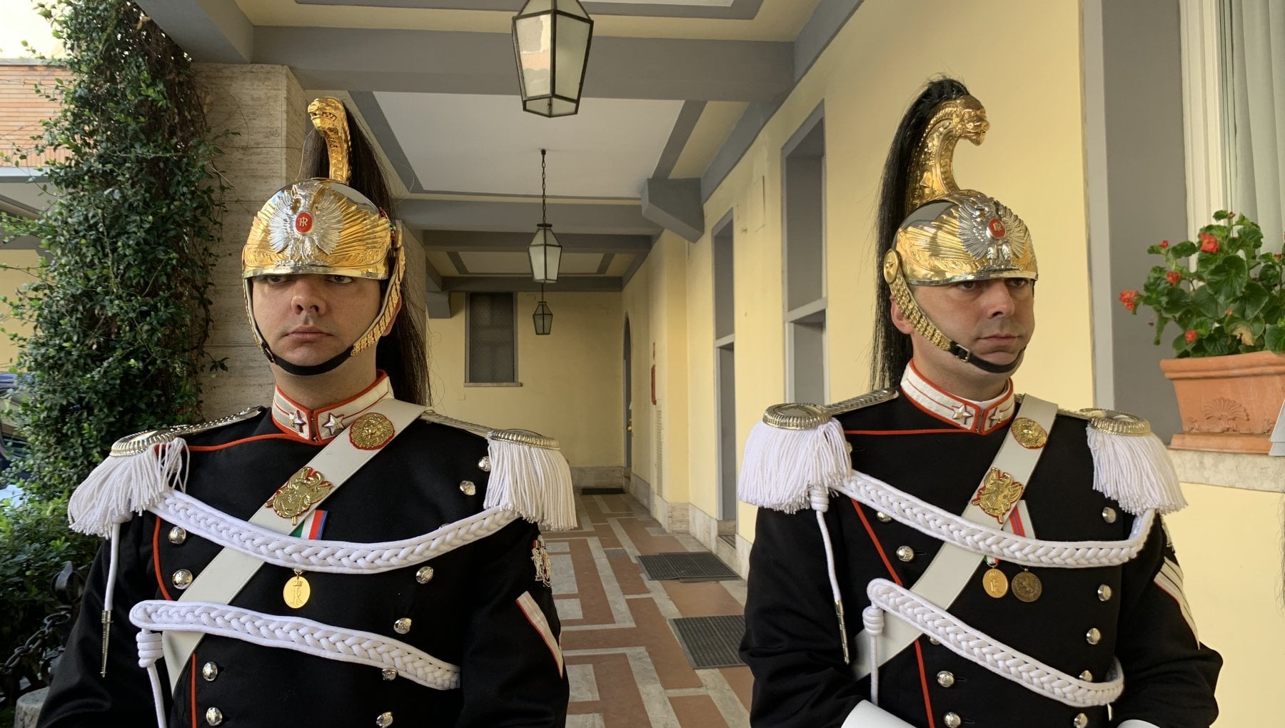 Storie di storia, la newsletter di Repubblica è dedicata ai corazzieri ...