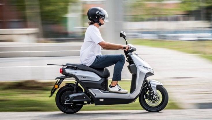 Lo scooter elettrico Yadea con 110 km di autonomia - la Repubblica