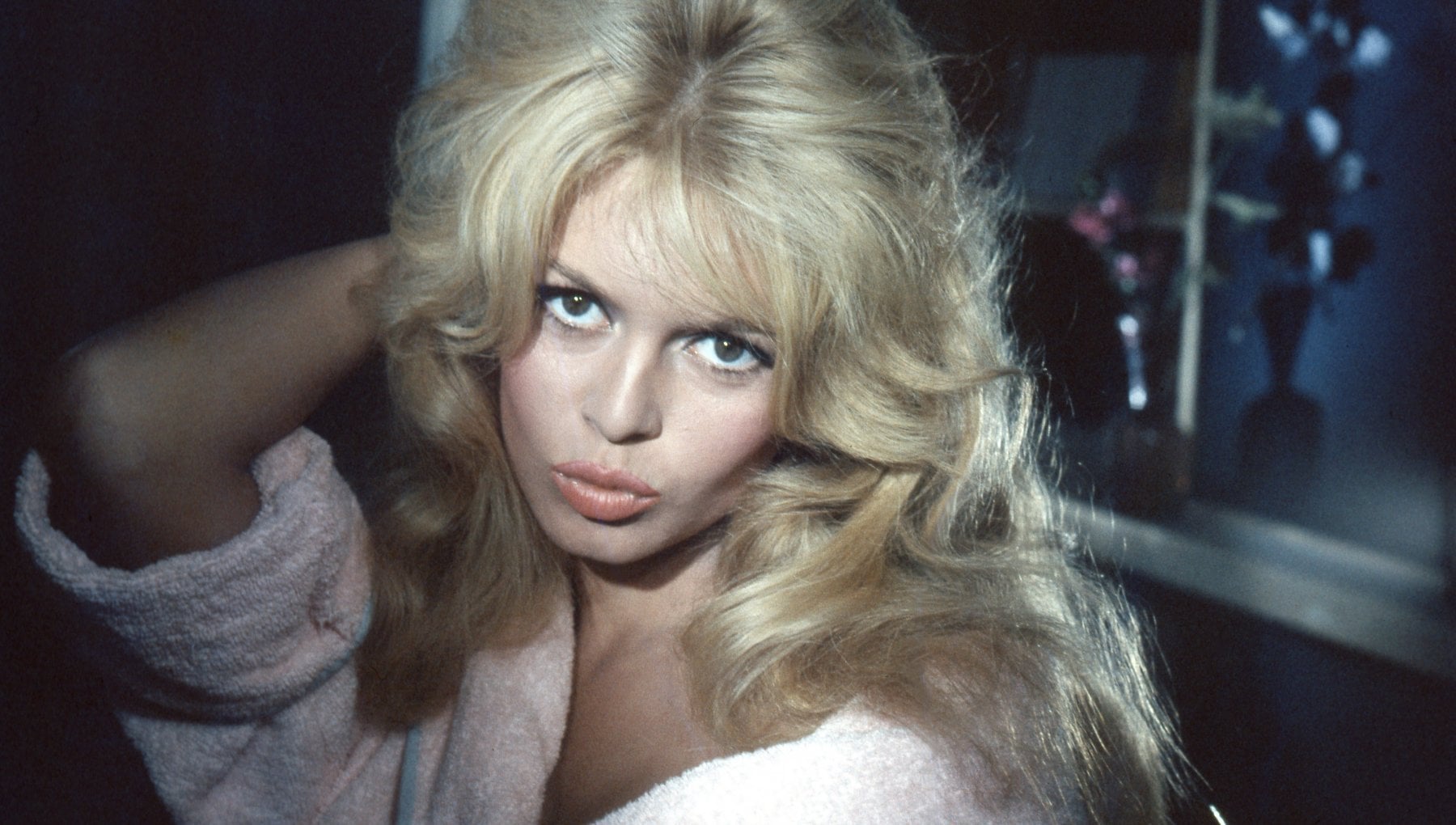 E Dio creò la Diva: una serie celebra Brigitte Bardot a 50 anni dall ...