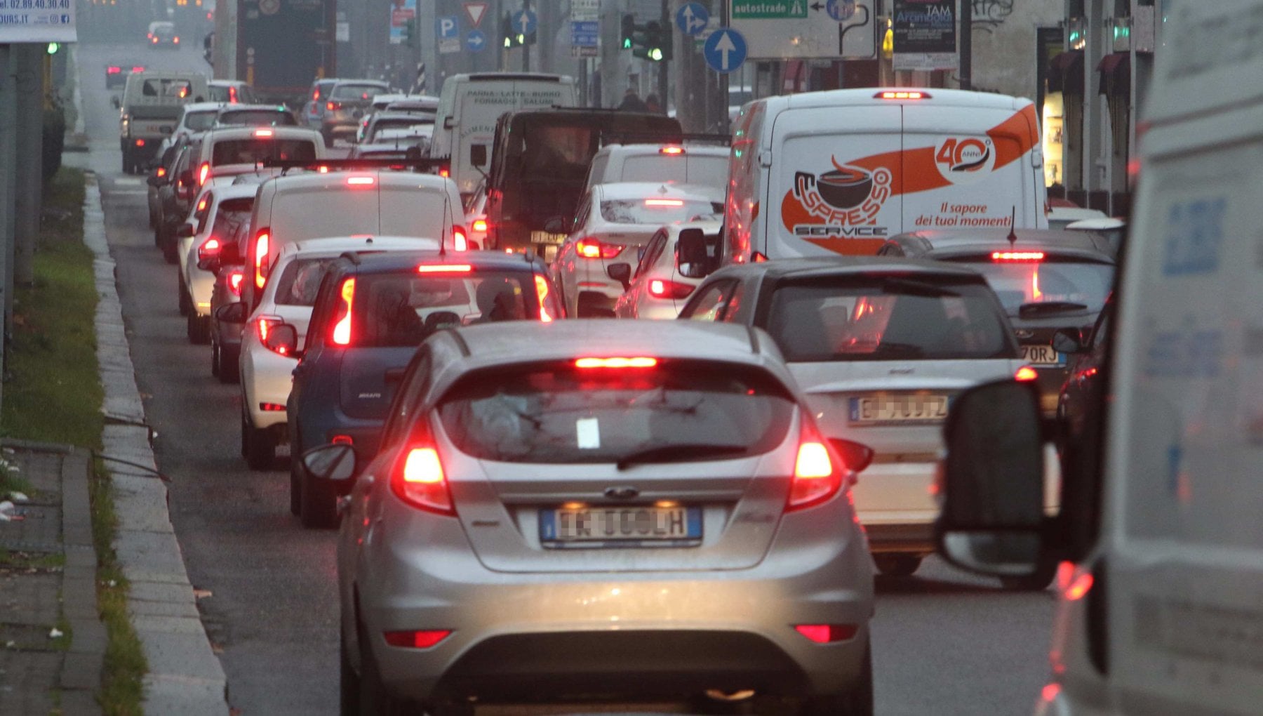 Auto, slitta il voto sullo stop a benzina e diesel nel 2035. La ...