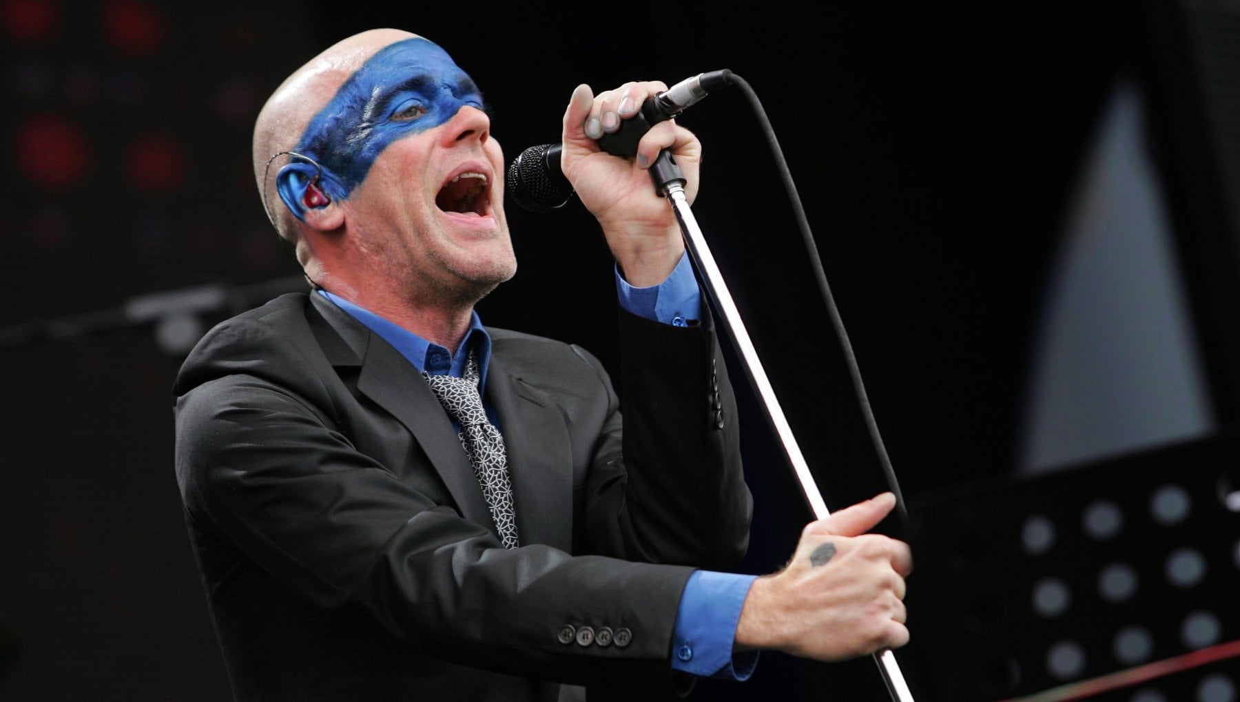 Michael Stipe, nuovo singolo solista per l''Earth day' - la Repubblica