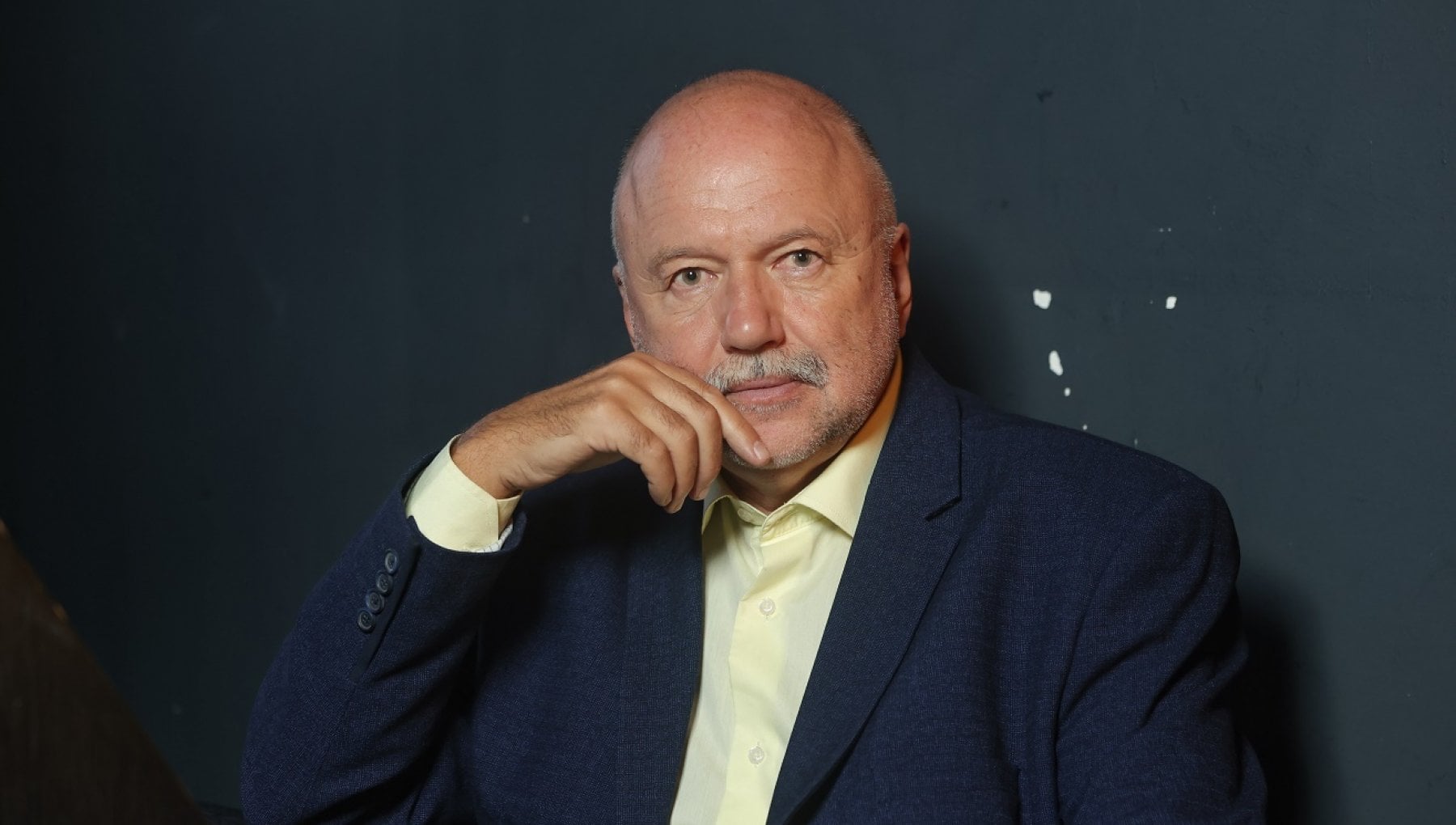 Lo scrittore ucraino Andrei Kurkov: "C’era una volta a Kiev e c’è ...