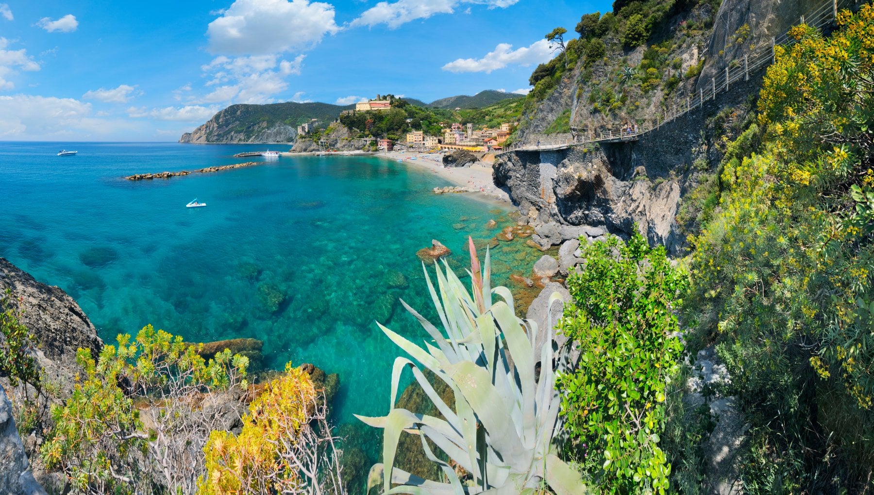 Parchi nazionali italiani. I 10 più popolari: Cinque Terre, Vesuvio e ...