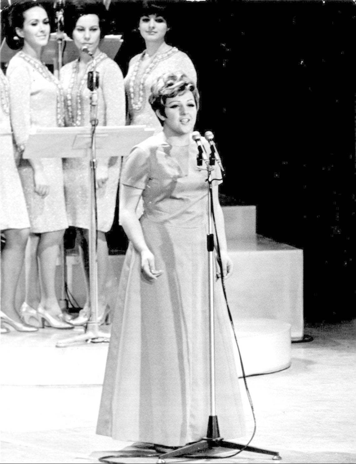 Auguri a Orietta Berti, l'icona pop ha 80 anni - la Repubblica