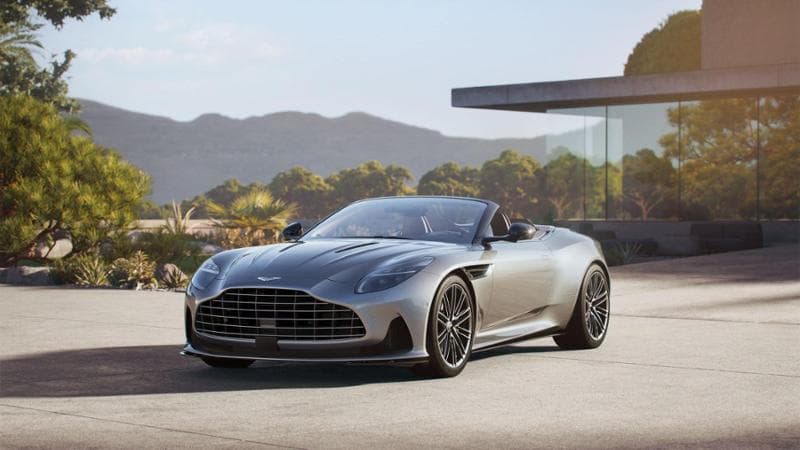 Aston Martin DB12 Volante, lusso e potenza a cielo aperto. L’ultimo ...