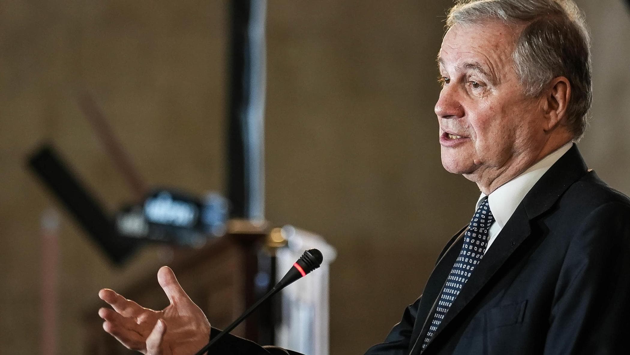 Visco: “Nessuna speculazione contro l’Italia, mercati preoccupati per ...