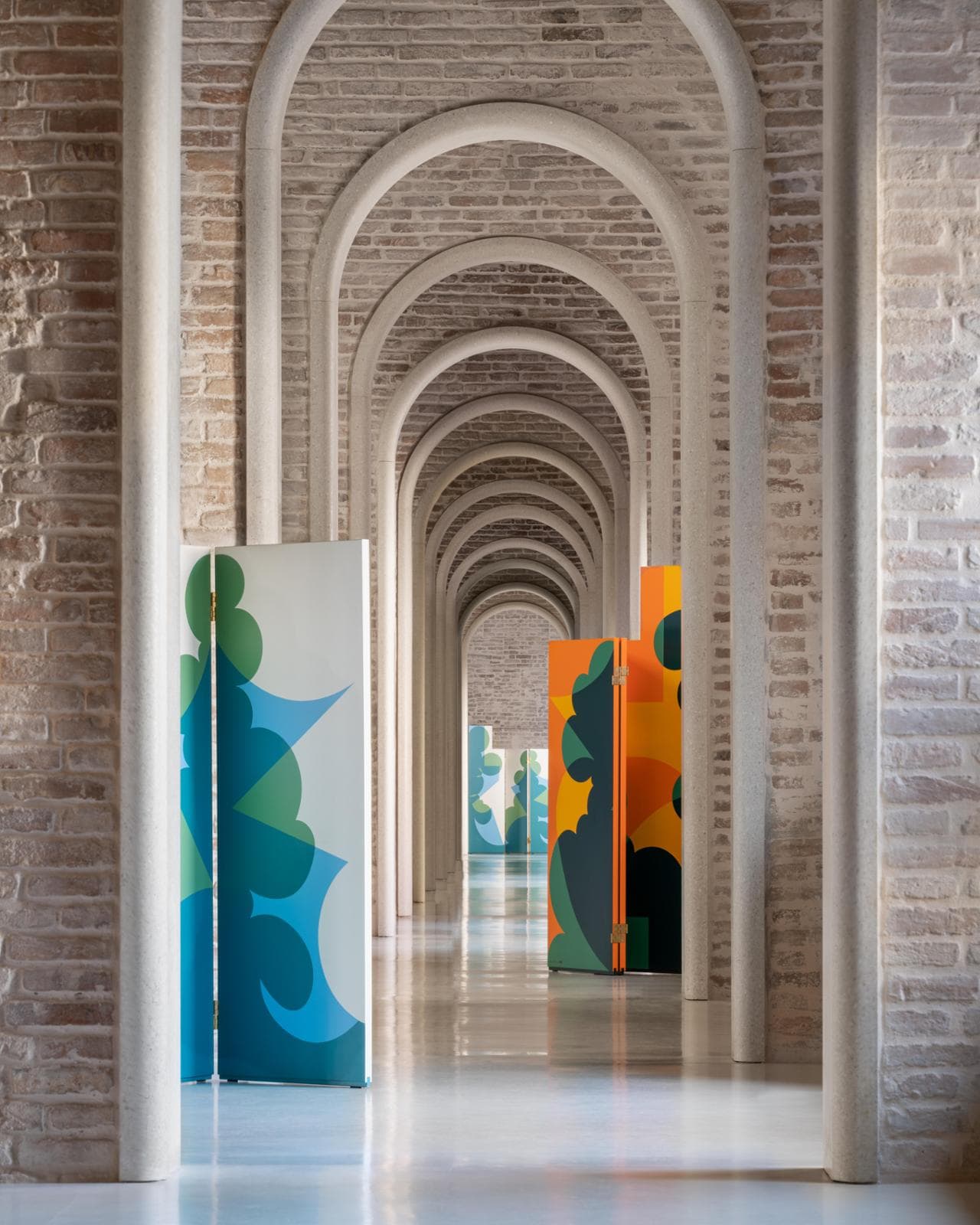 Cassina celebra in un libro la collezione iMaestri. Una storia senza ...