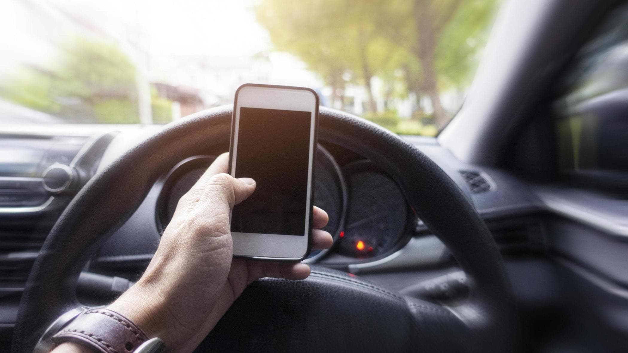 Thus the smartphone reveals who was distracted at the wheel - Breaking ...
