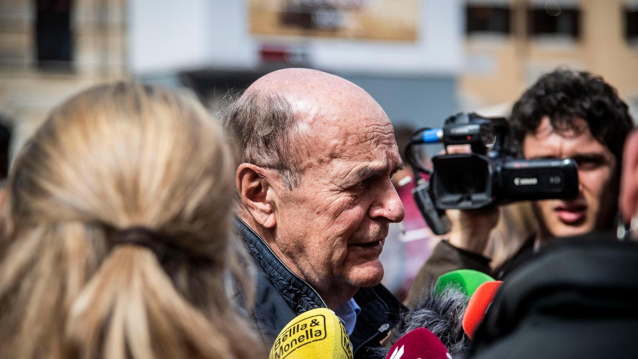 “Il prete che vorrei”. Pierluigi Bersani firma un articolo sull ...