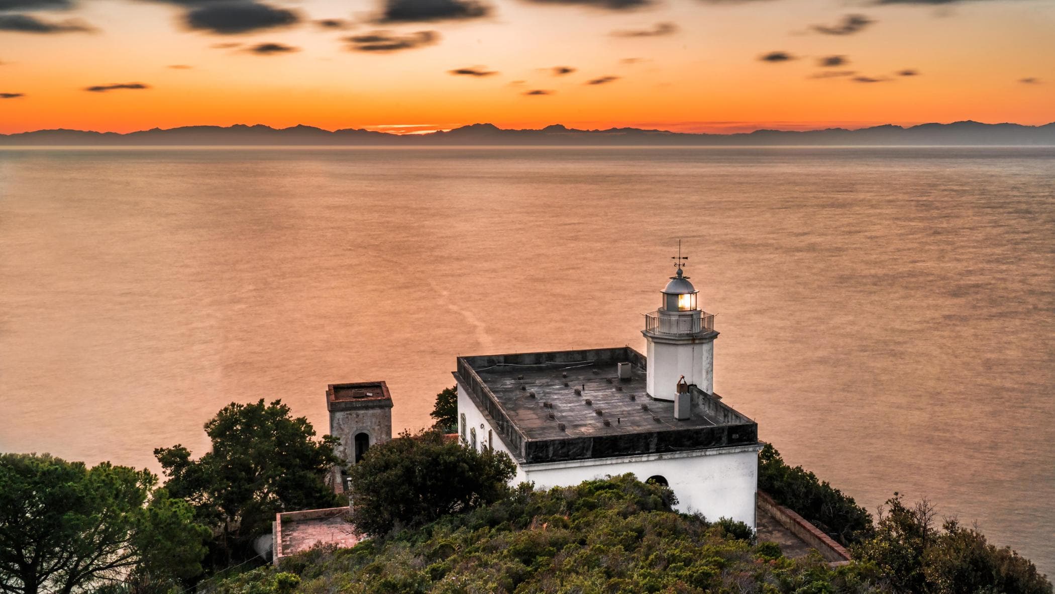 Isola d’Elba, non solo vita da spiaggia. Un itinerario alla scoperta ...
