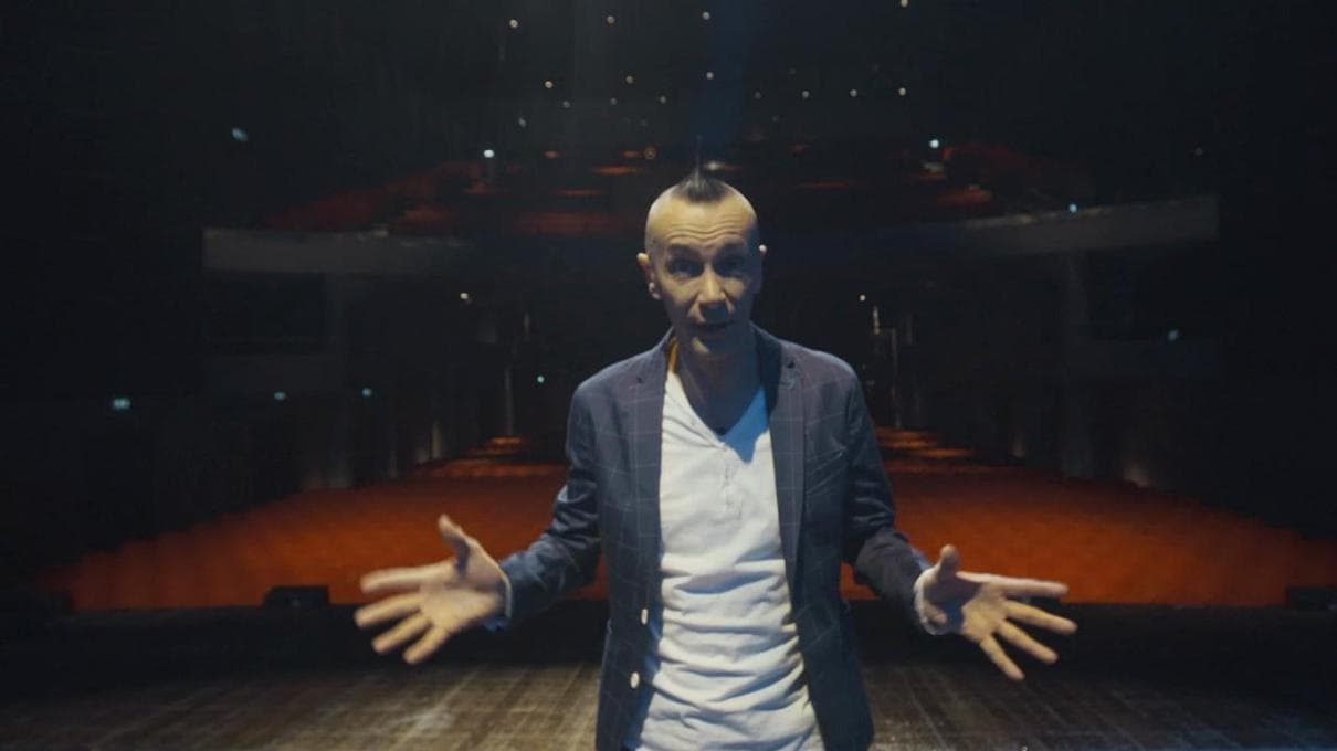 Arturo Brachetti: “In fondo siamo tutti Peter Pan, io ho salvato l ...