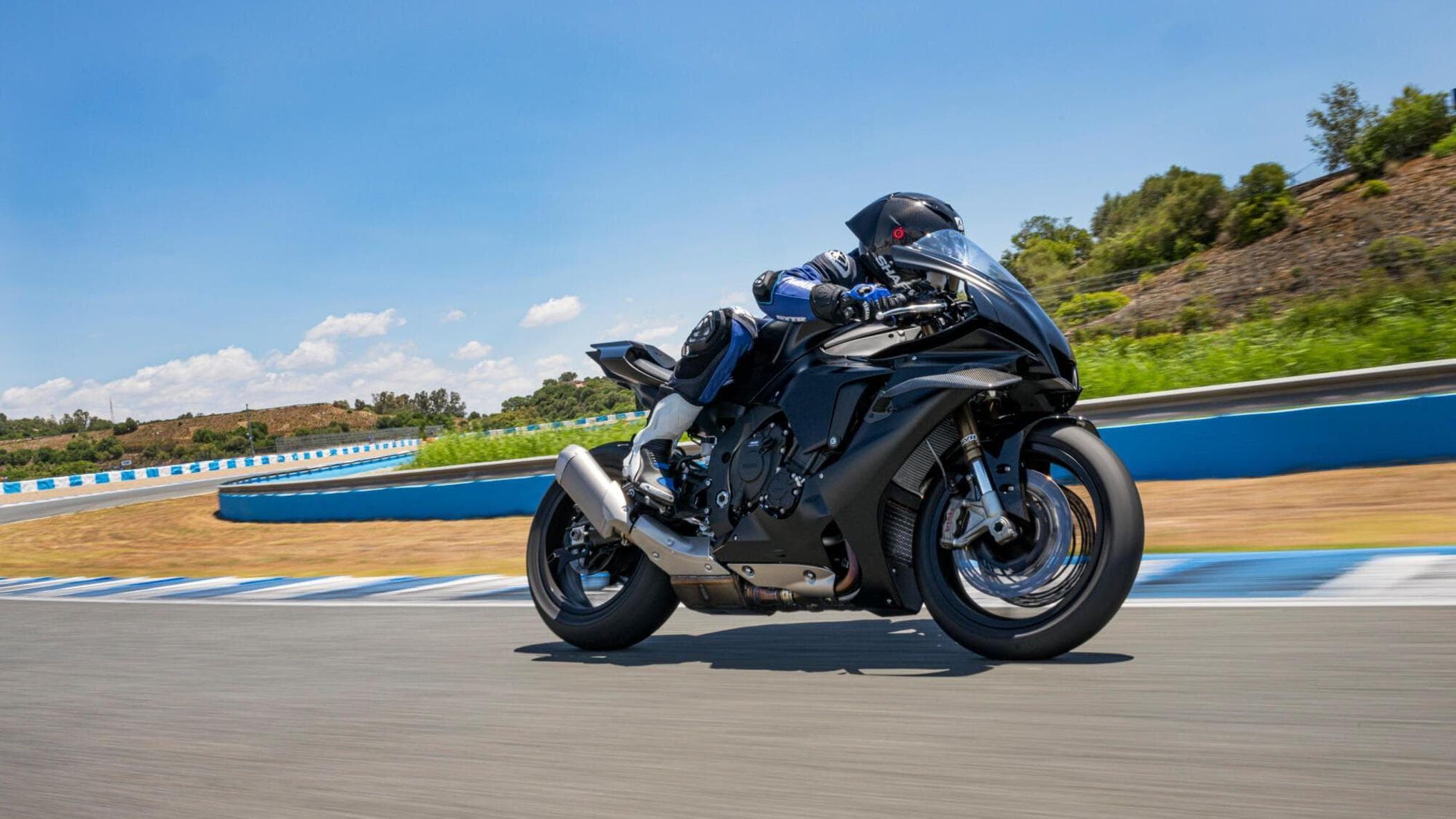 Yamaha R1 Race e Gytr, nate per la pista: soluzioni da Gran premio per ...