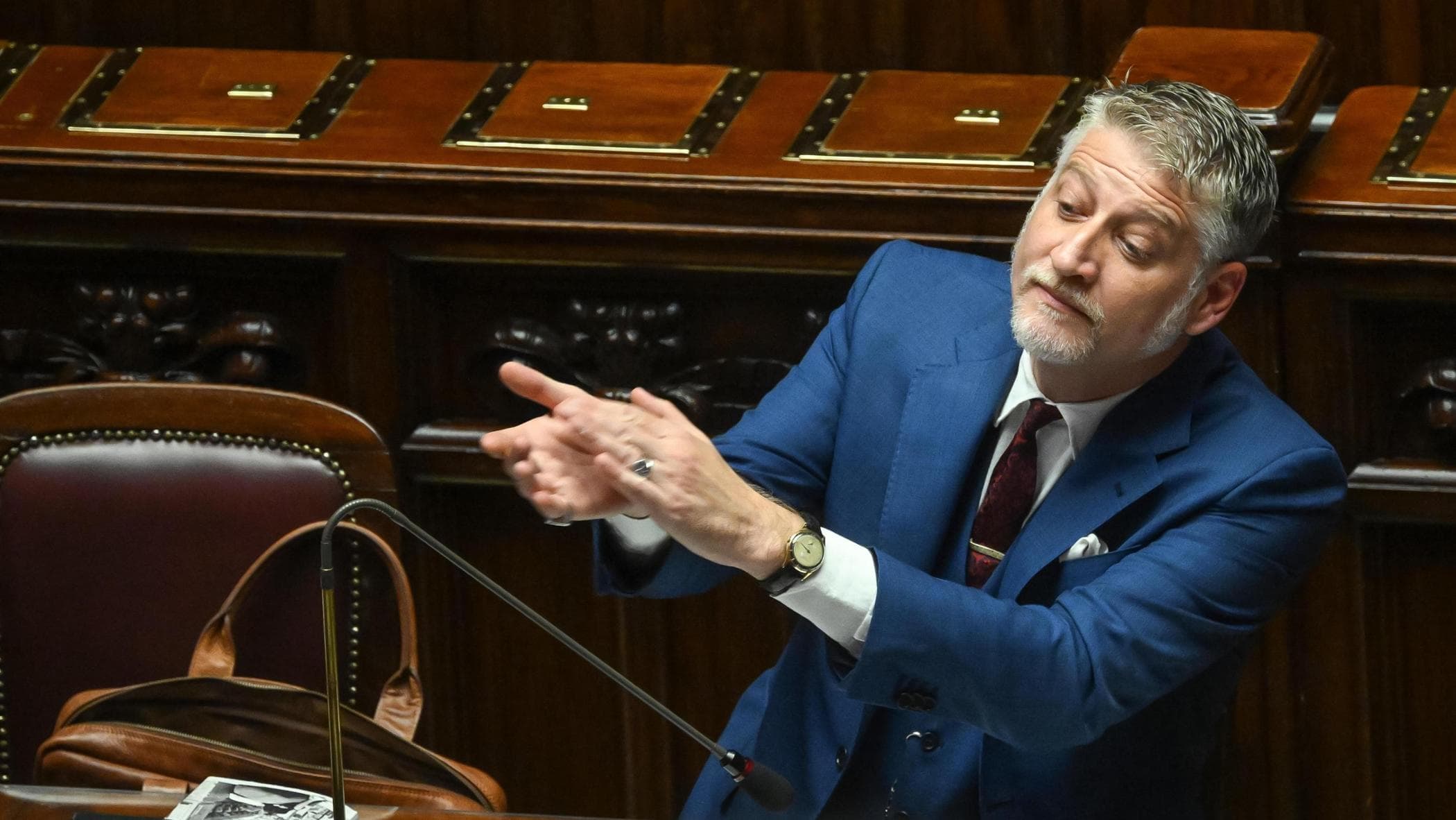 Giuli: “Dopo la stagione dei vaffa, apocalittismo è il tentativo di ...