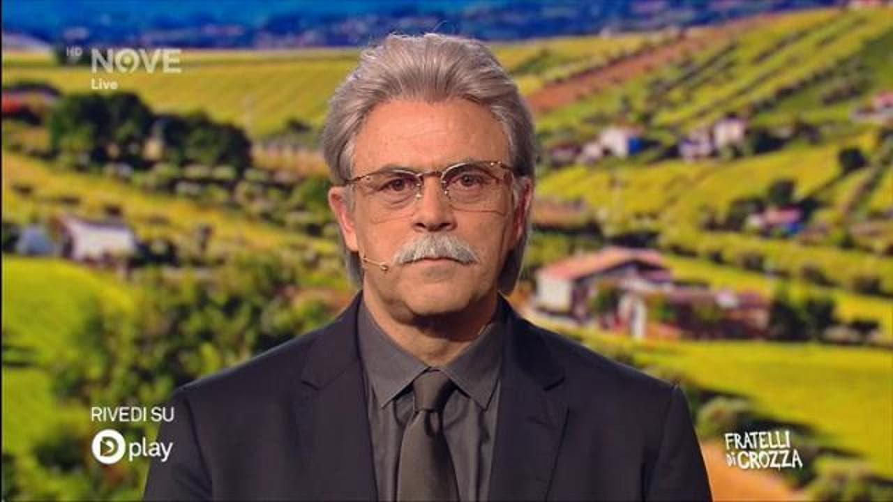 Crozza-Razzi, lettera a Trump: "Con me you don't touch the portafoglio ...