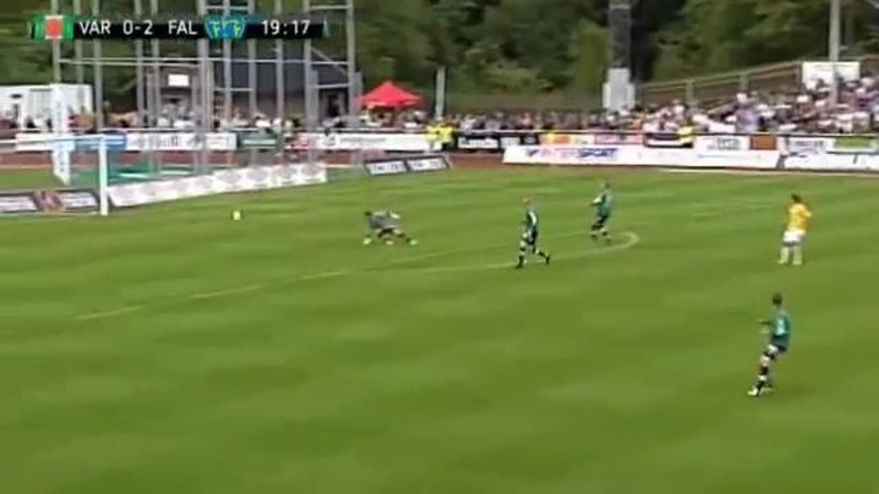 Svezia, il rinvio è eccezionale: portiere a segno dalla sua area - la ...
