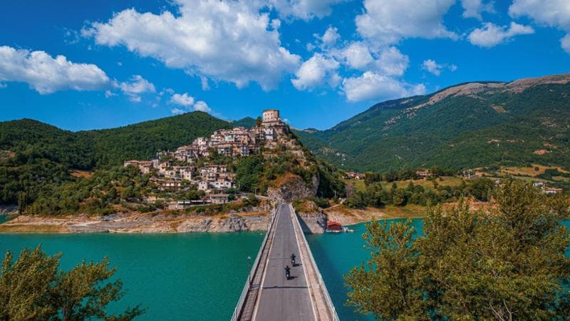 Itinerari on the road a caccia di borghi e lentezza: ecco le 100 strade ...