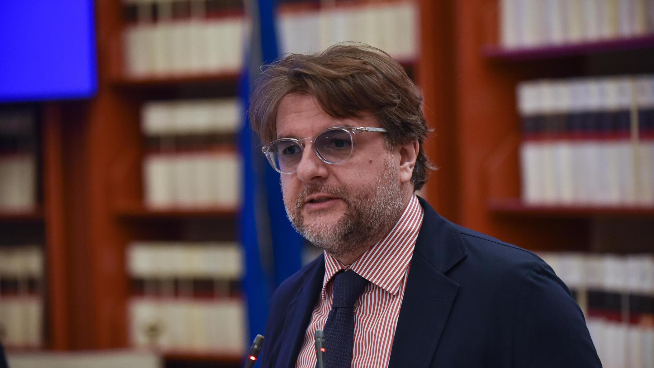 Osnato (FdI): “Dialogo con le banche, ma l’imposta non è un’eresia. Ora ...