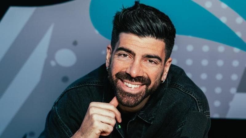 Carlo Conti: Gianluca Gazzoli condurrà Sanremo Giovani. Il nuovo ...