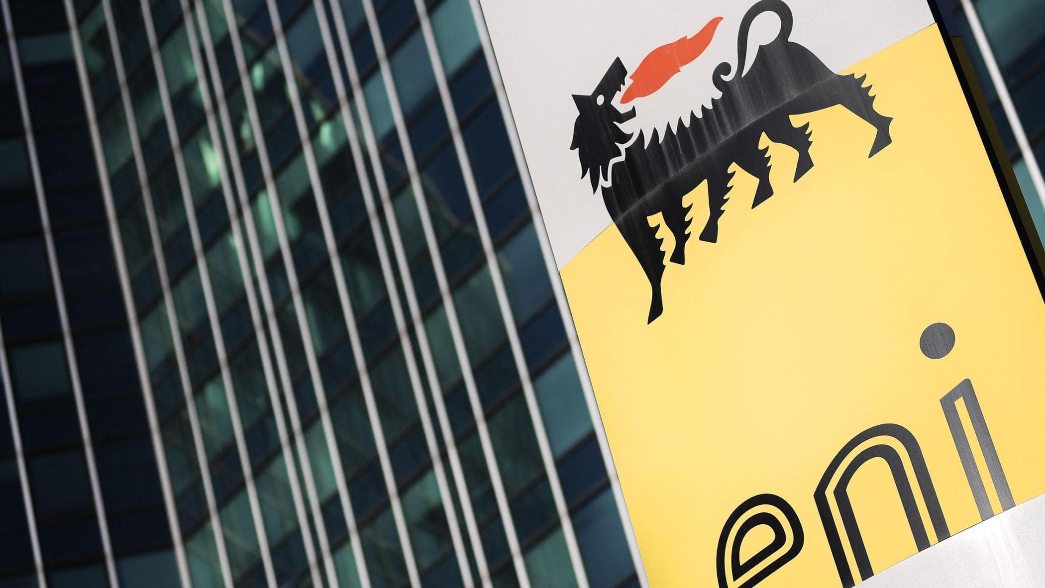 Eni, nasce il nuovo satellite con Petronas per il gas in Malesia e ...
