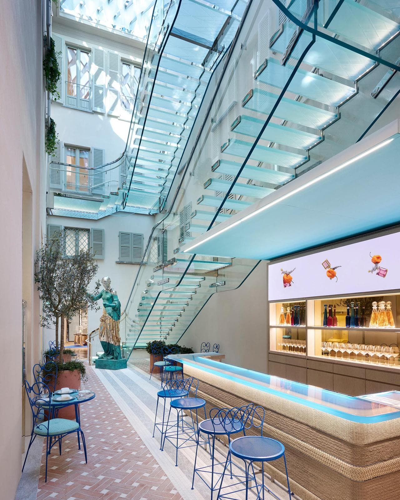 La boutique Tiffany & Co. di Milano è la più bella del mondo - la ...