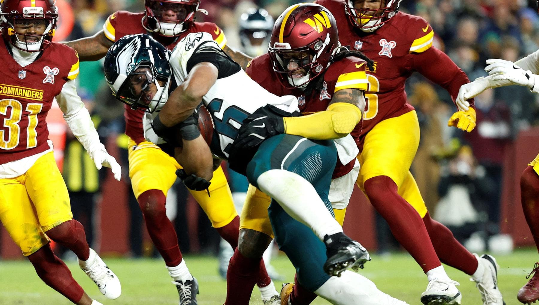 Eagles ai play off, ma che rissa a Washington. Bears, ancora una ...