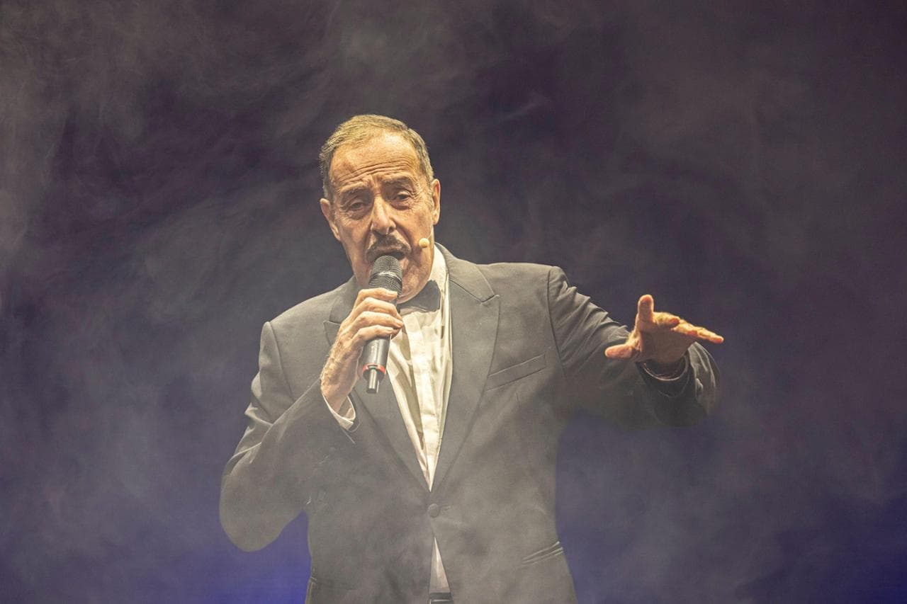 Massimo Lopez: “Da giovane citofonavo a Walter Chiari. Penso ogni ...