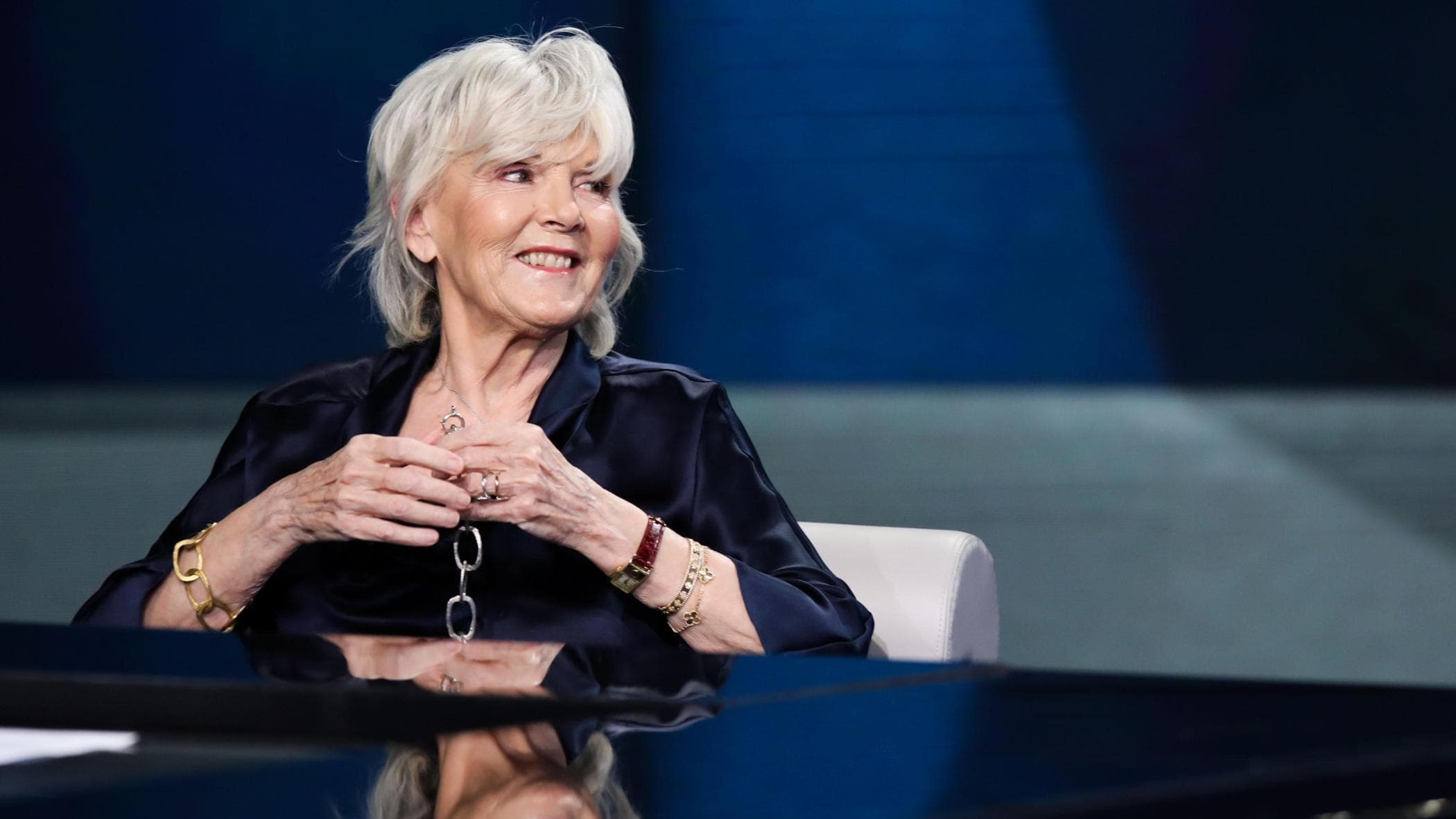 Caterina Caselli compie 80 anni: dal casco d’oro del Piper alla ...