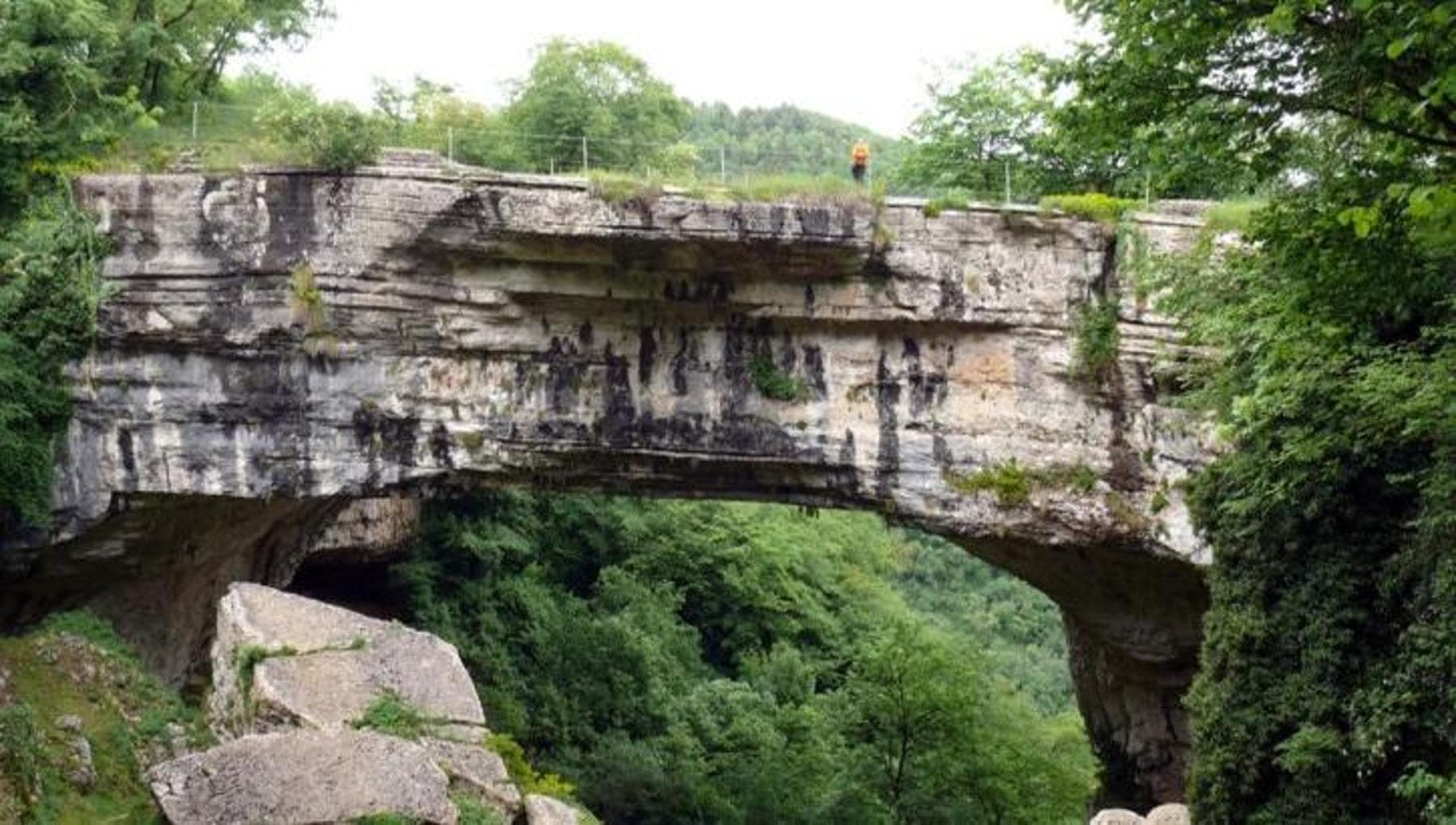 Ponte di Veja in Lessinia (Verona): l’arco naturale legato a Dante - la ...