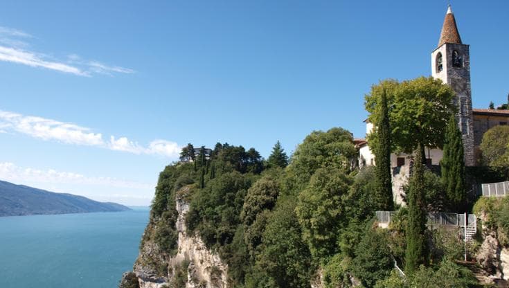 Strada della Forra: percorso sospeso tra lago e roccia - la Repubblica